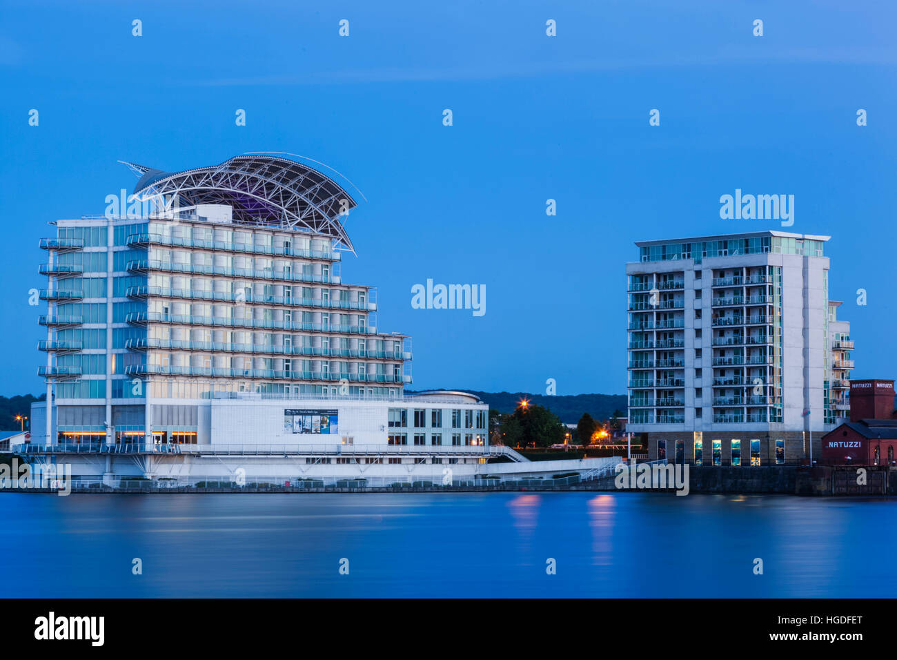 Wales, Cardiff, Cardiff Bay, St David's Hotel and Waterfront Apartments ...