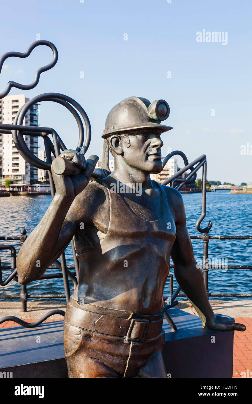 Wales, Cardiff, Cardiff Bay, Sculpture titled "From Pitt to Port" by ...
