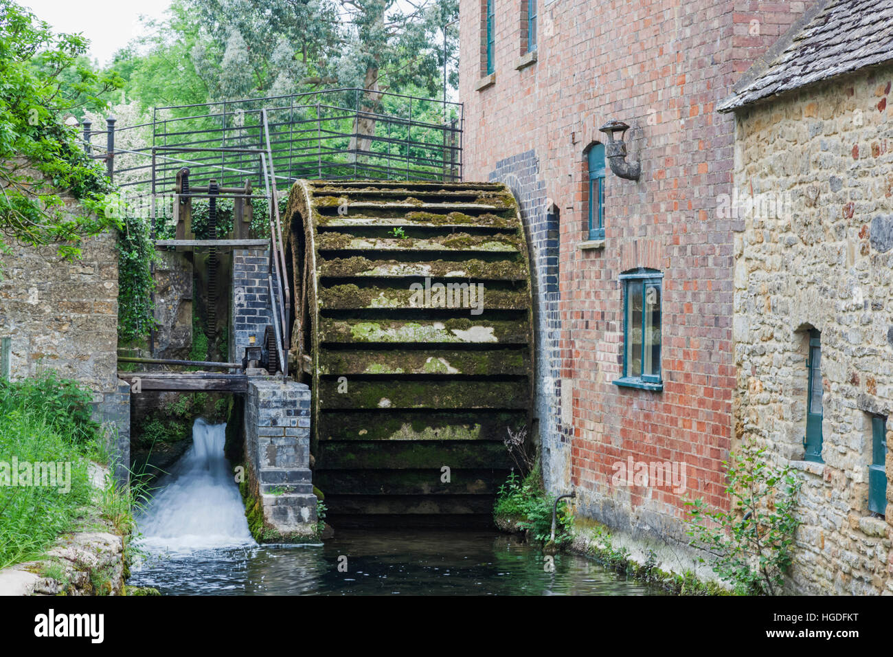 Watermill England Uk High Resolution Stock Photography and Images - Alamy