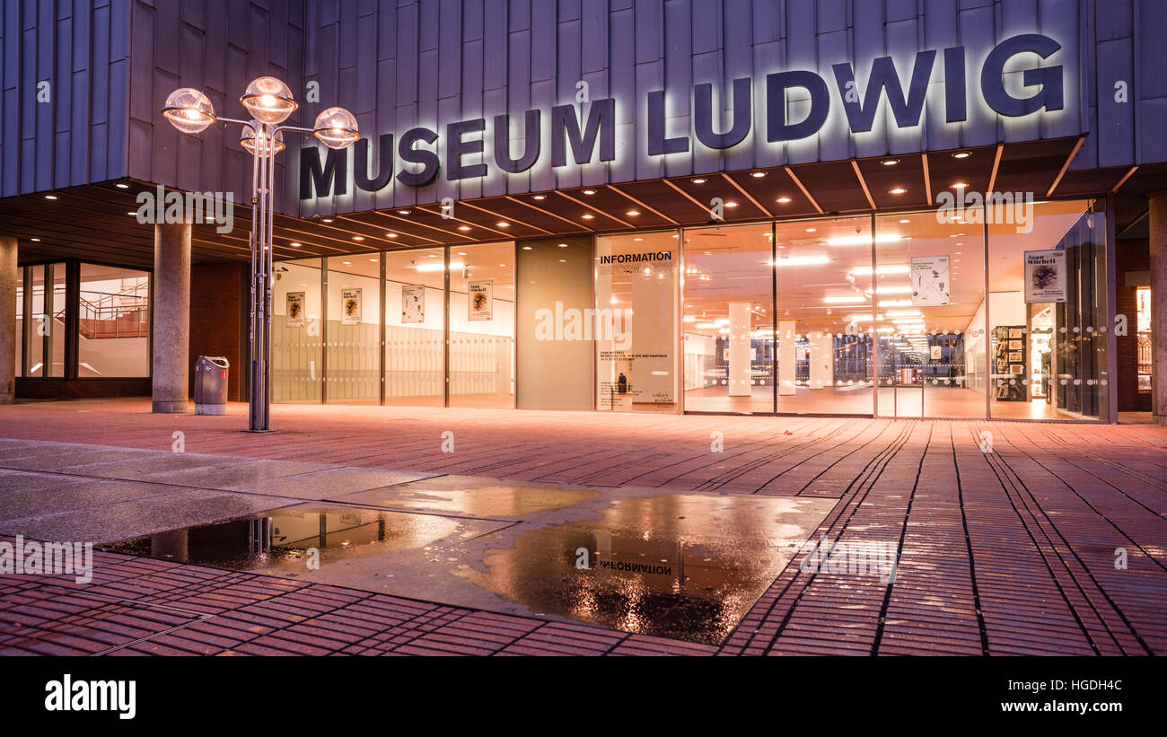 Museum Ludwig, Cologne Stock Photo - Alamy