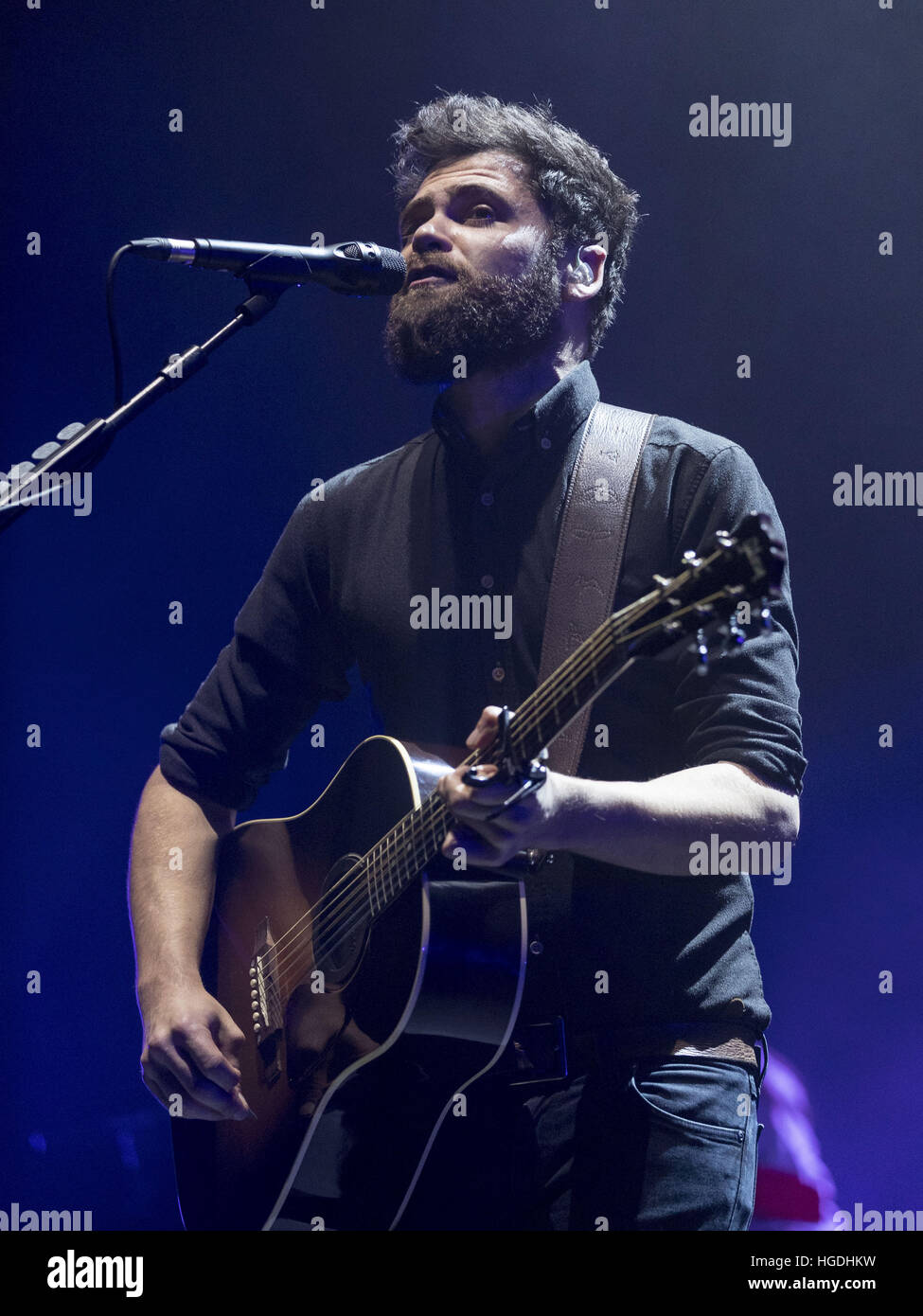 Passenger Lead Singer