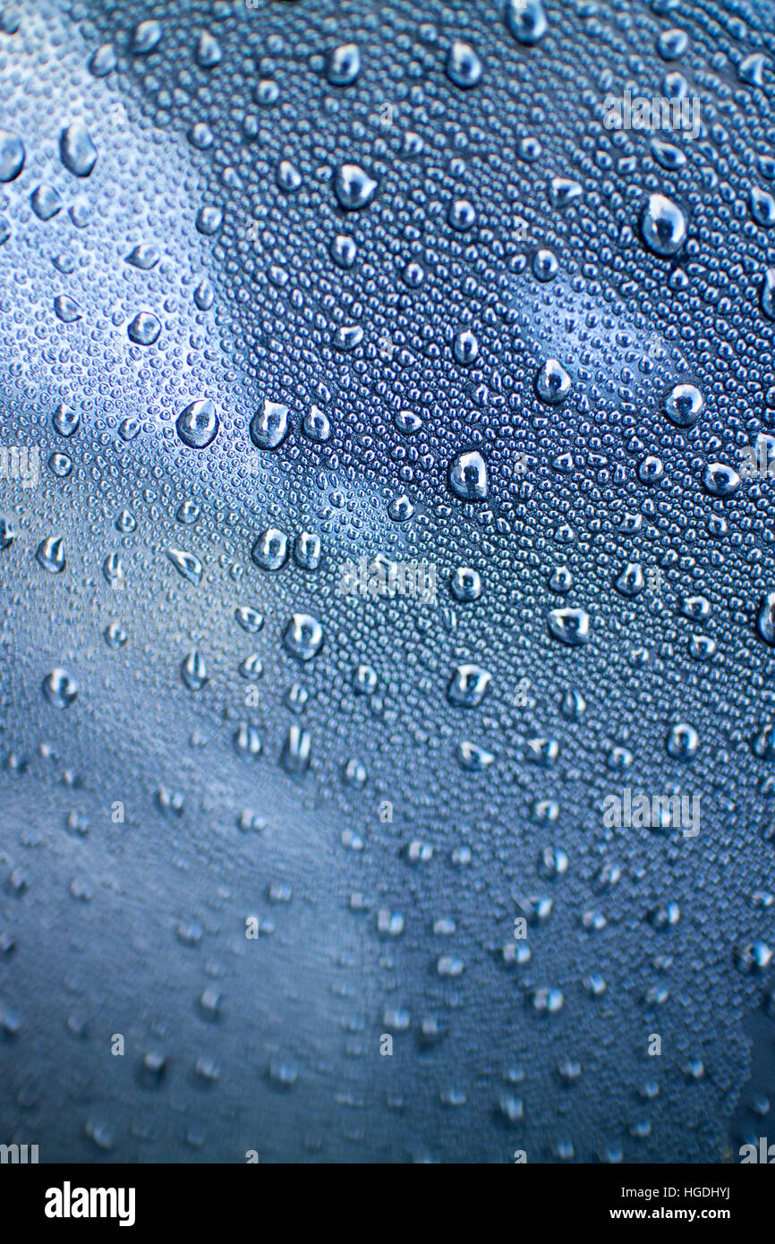 Close up water droplets on a Black car Stock Photo - Alamy