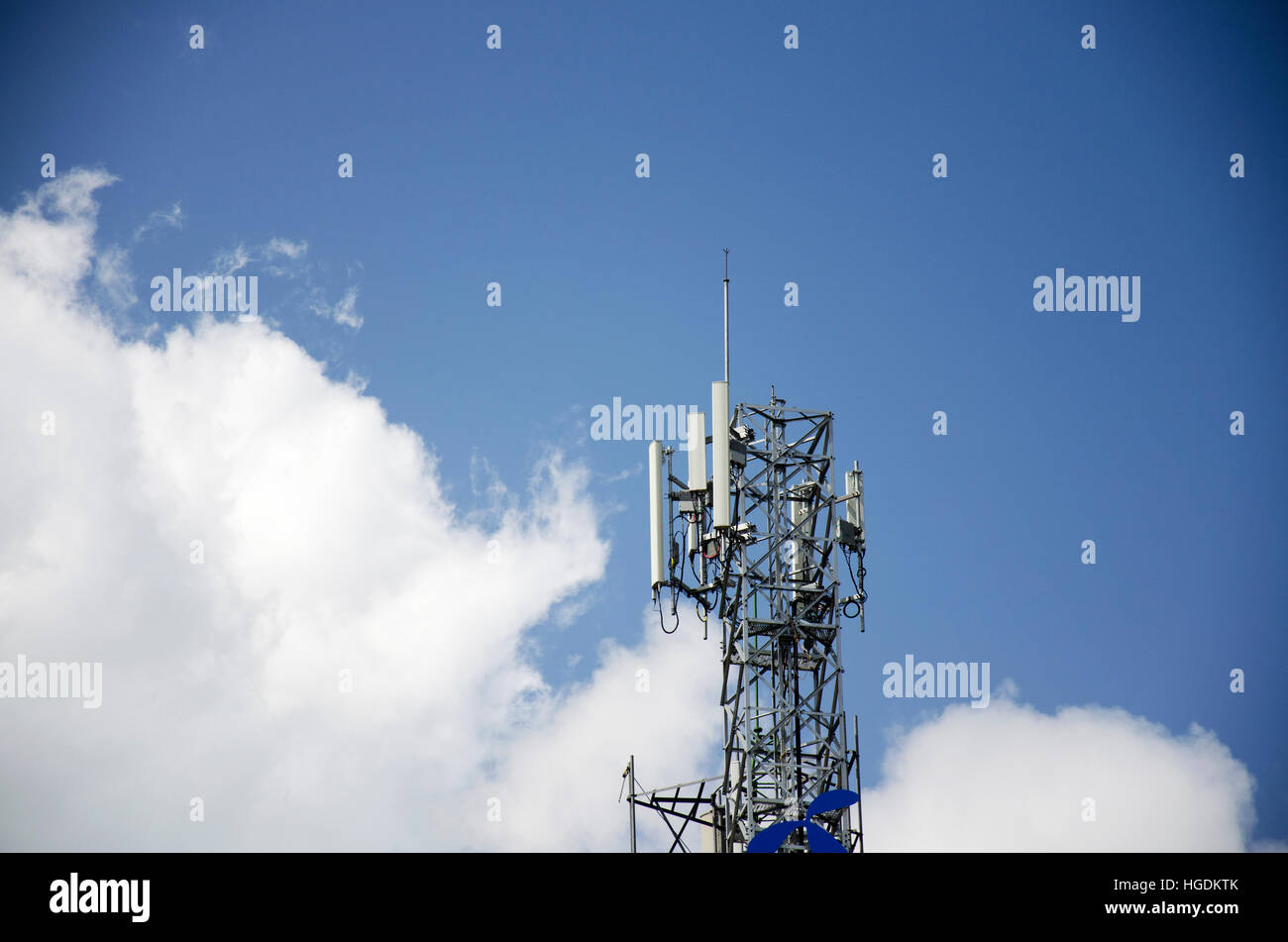 Radio relay system hi-res stock photography and images - Alamy