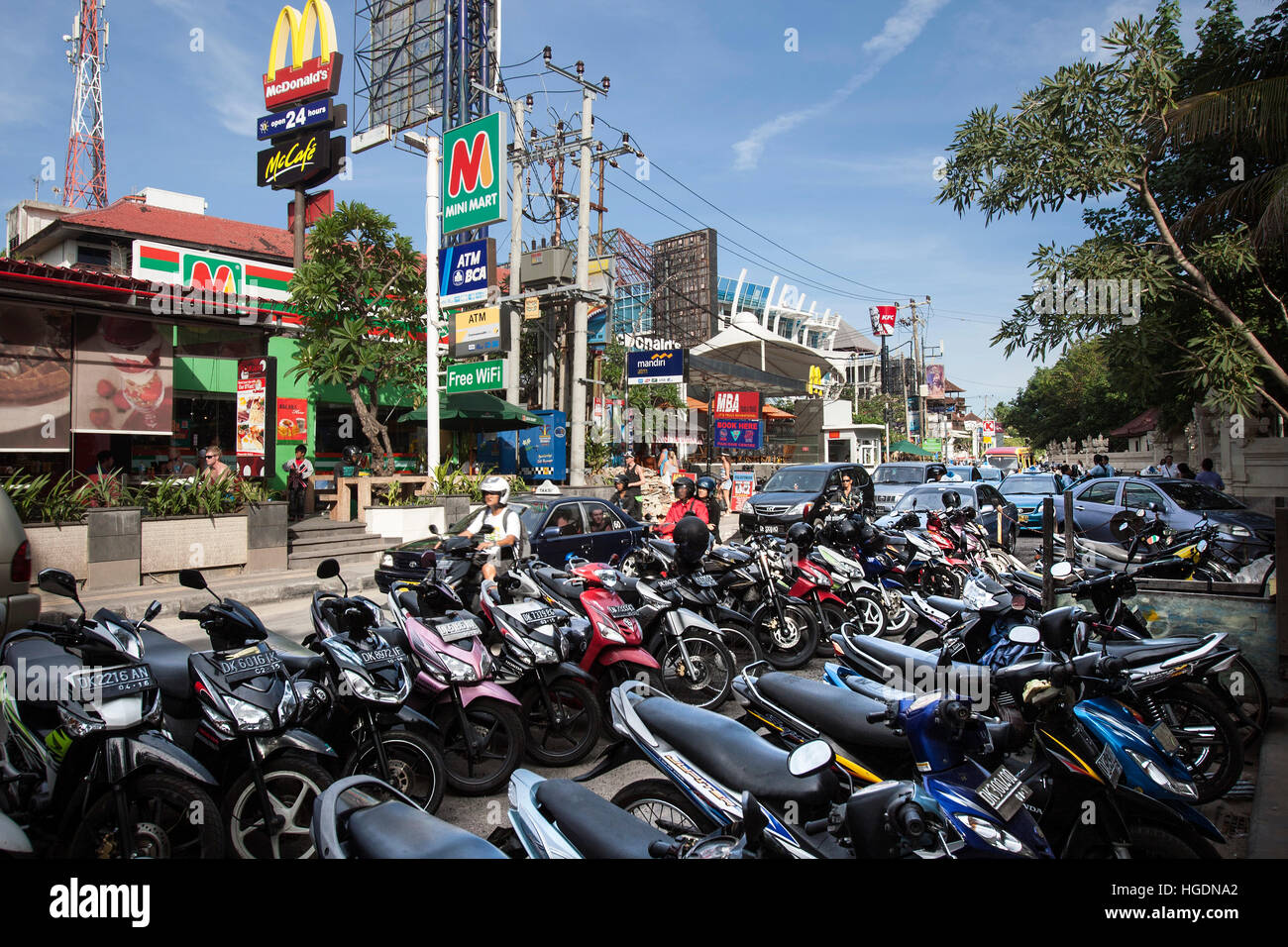 Kuta beach road hi-res stock photography and images - Alamy