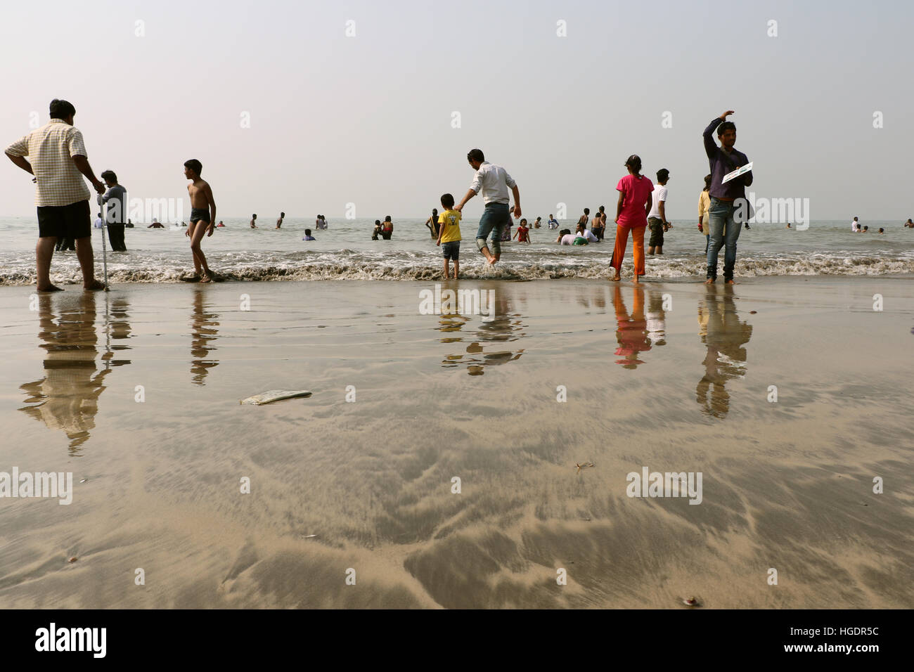 Juhu Beach in Mumbai Stock Photo - Alamy
