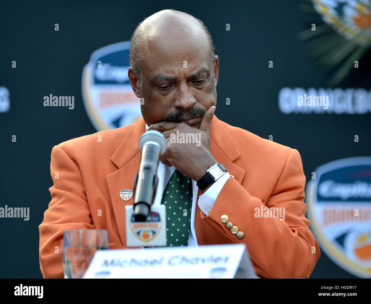 2016 capital one orange bowl hi-res stock photography and images - Alamy