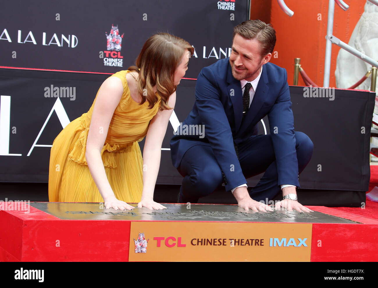 Ryan Gosling And Emma Stone Hand And Footprint Ceremony Featuring: Emma ...