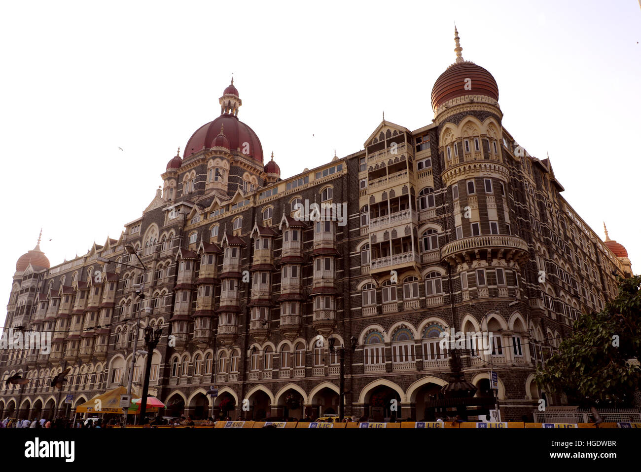 Iconic taj mahal hotel hi-res stock photography and images - Alamy