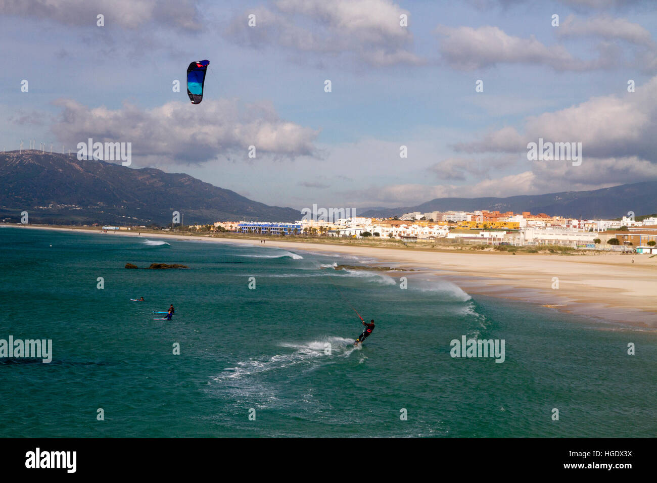 Spain kite surfers hi-res stock photography and images - Alamy