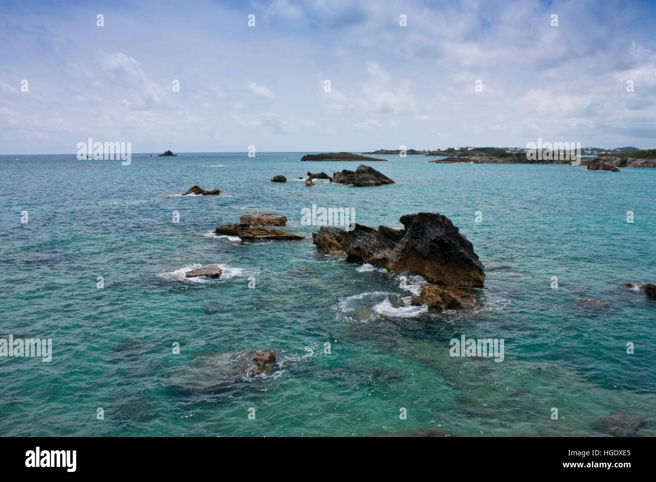 Bermuda coral reefs hi-res stock photography and images - Alamy