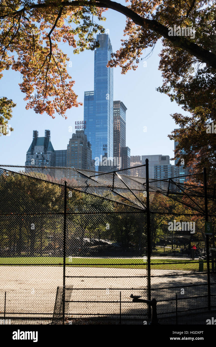 Fall baseball hi-res stock photography and images - Alamy