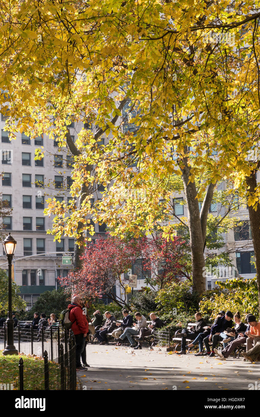 Beautiful fall day hi-res stock photography and images - Alamy