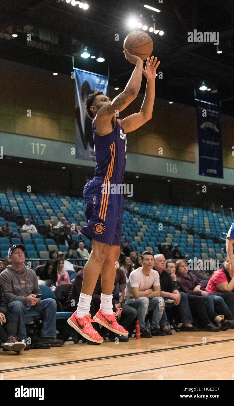 Reno, Nevada, USA. 7th Jan, 2017. Northern Arizona Suns Guard XAVIER ...