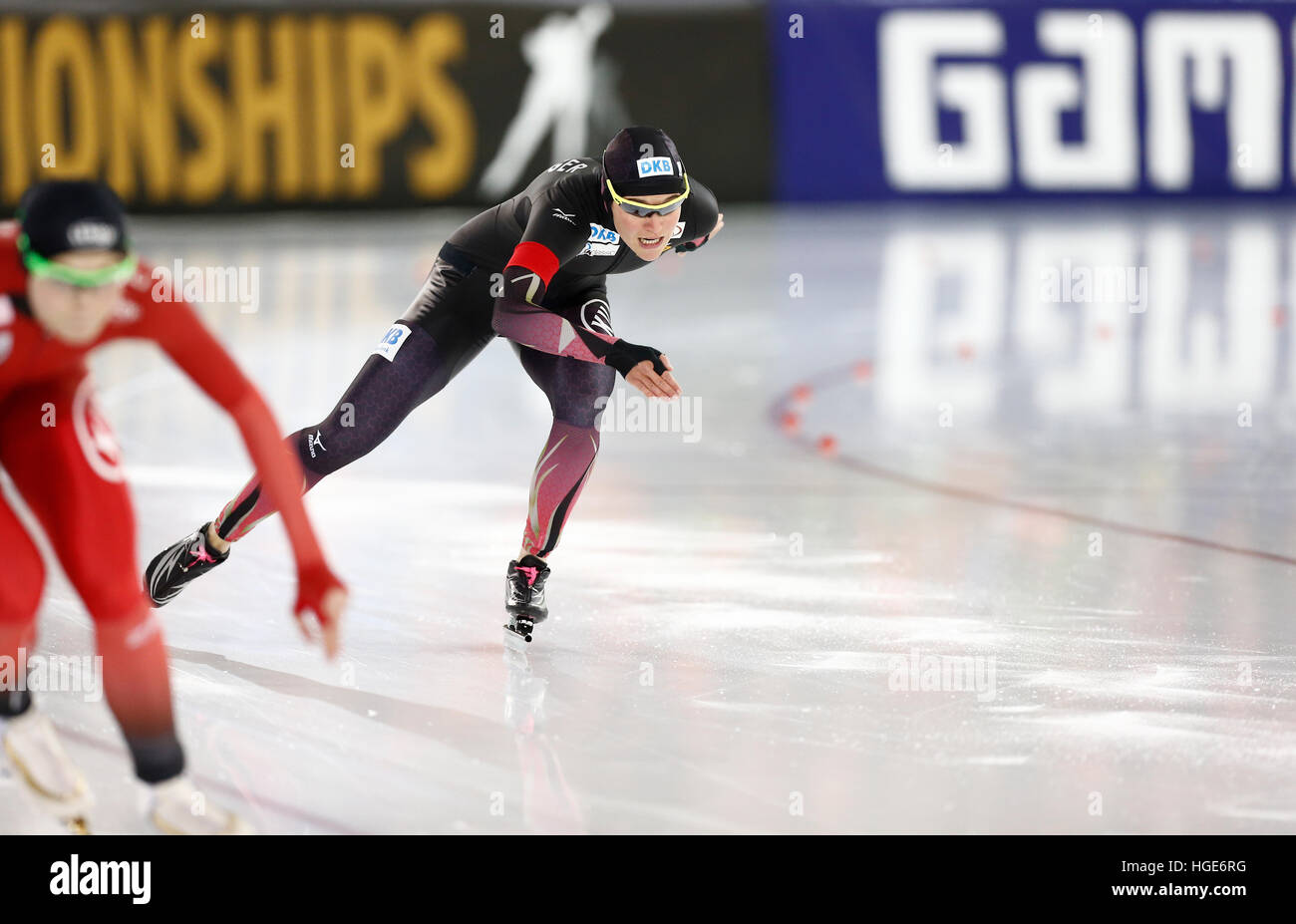German speed skater Gabriele Hirschbichler in action during women's ...