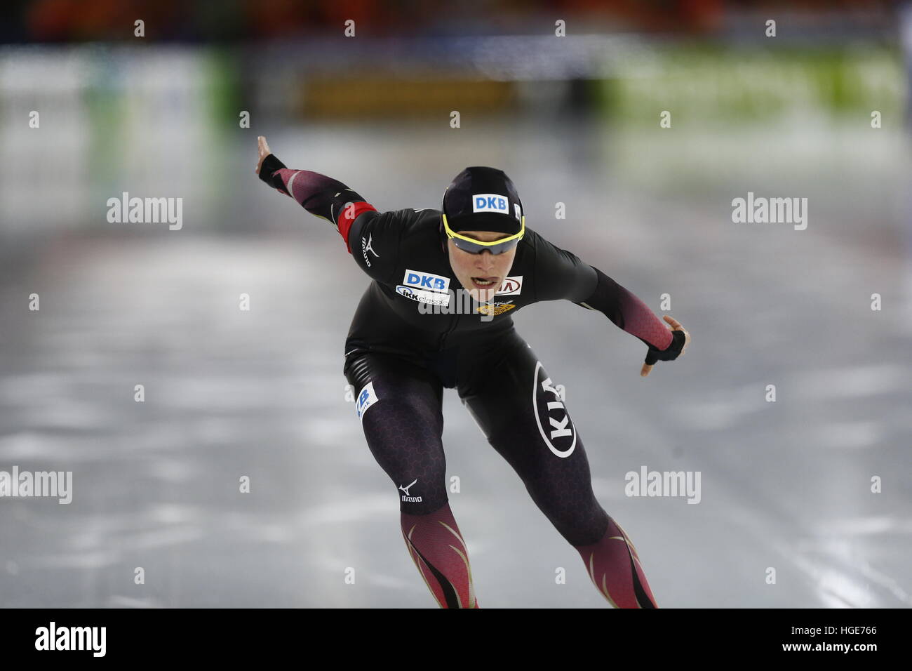 German speed skater Gabriele Hirschbichler in action during women's ...