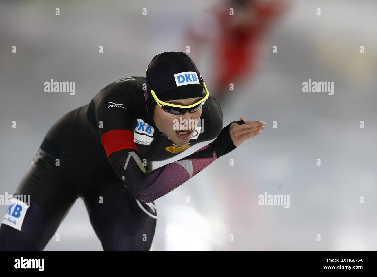 German speed skater Gabriele Hirschbichler in action during women's ...