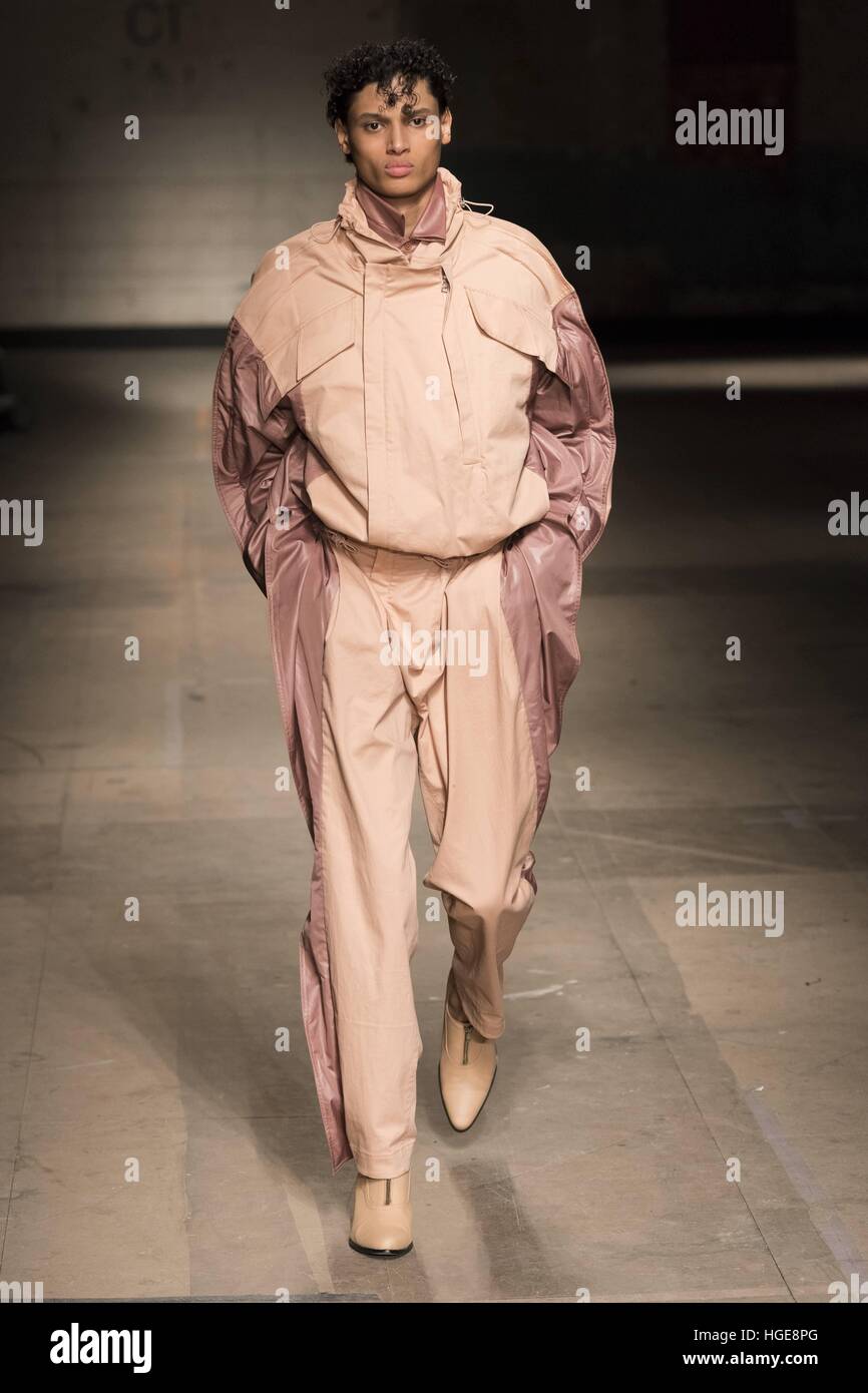 Feng cheng wang hi-res stock photography and images - Alamy