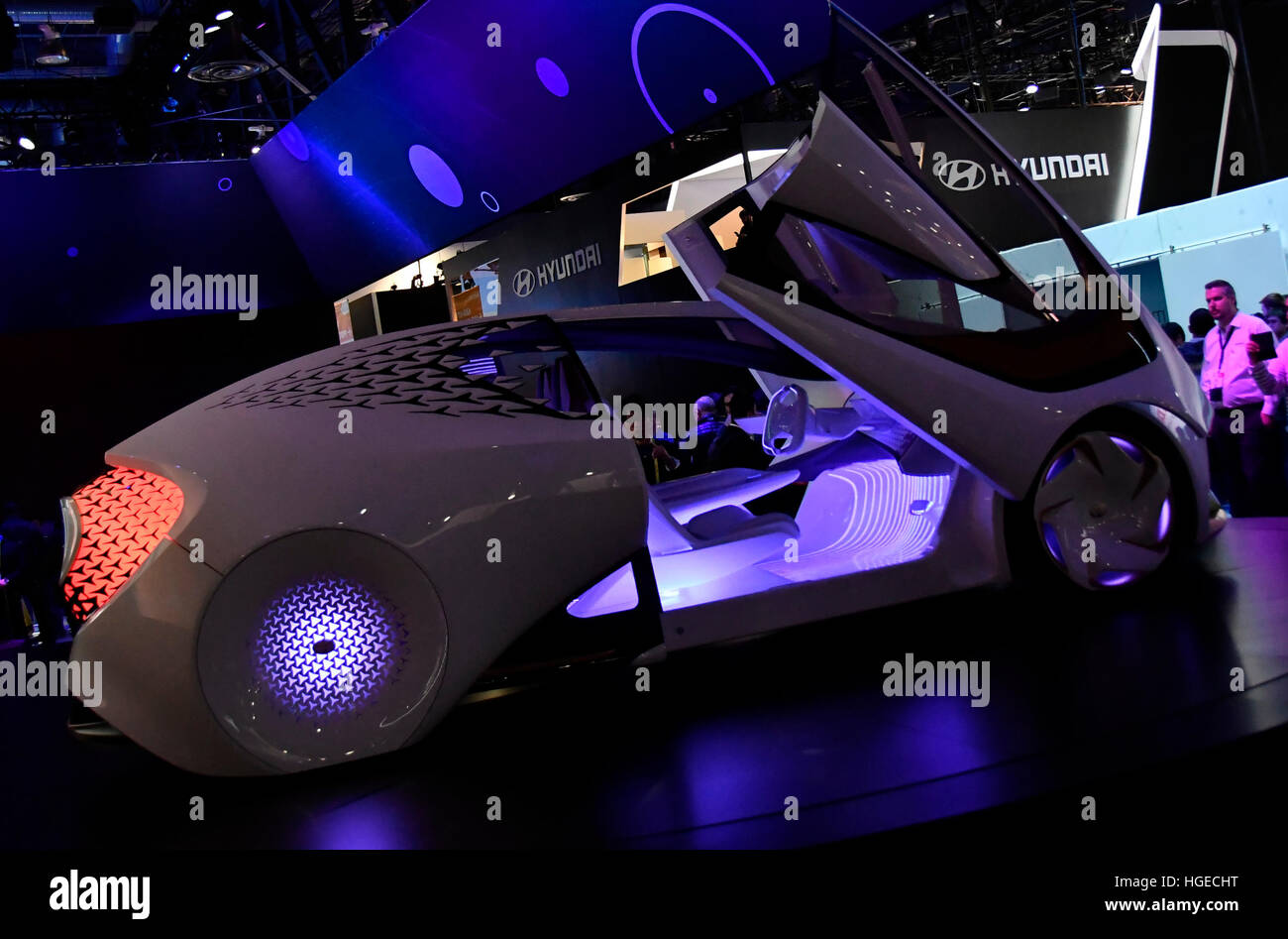 Las Vegas NV, USA. 8th Jan, 2017. CES attendees try out Toyota's ...