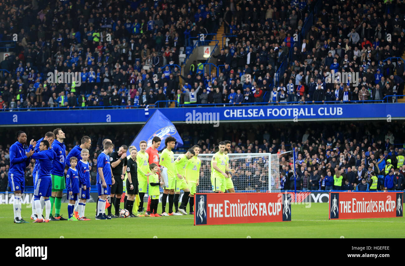 Players line up prior to kick off during the Emirates FA Cup, Third ...