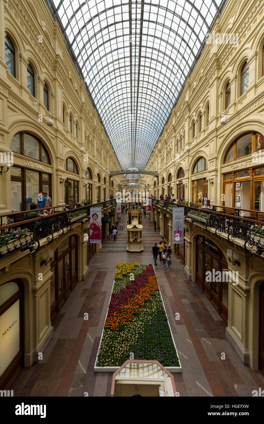 GUM department store Stock Photo - Alamy