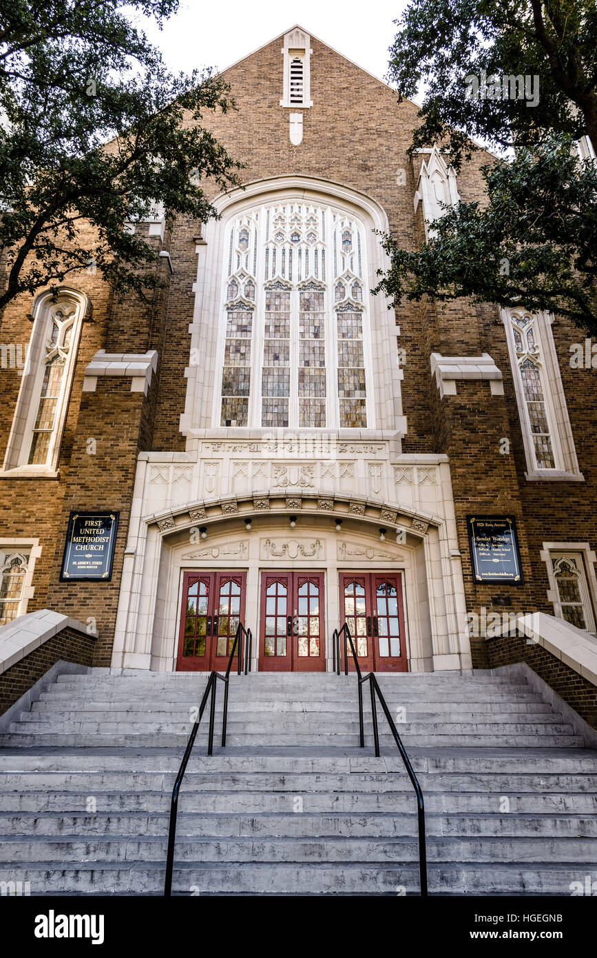 First united methodist church dallas hi-res stock photography and ...