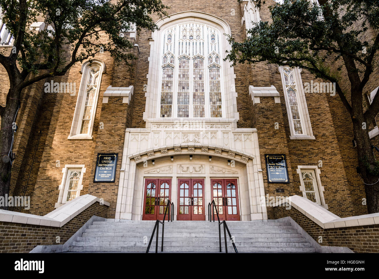 First united methodist church dallas hi-res stock photography and ...