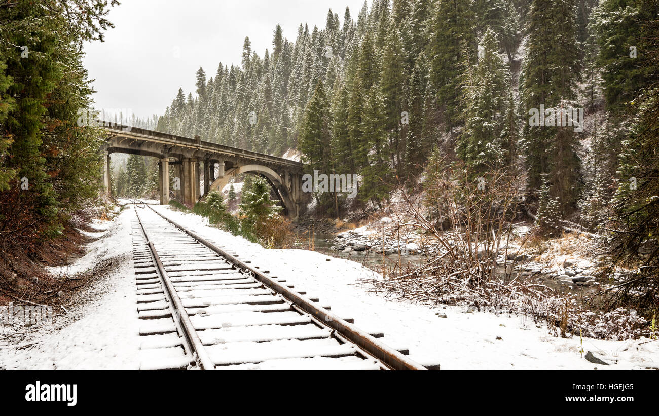 Snow covered railroad tracks and iconic bridge in Idaho Stock Photo - Alamy