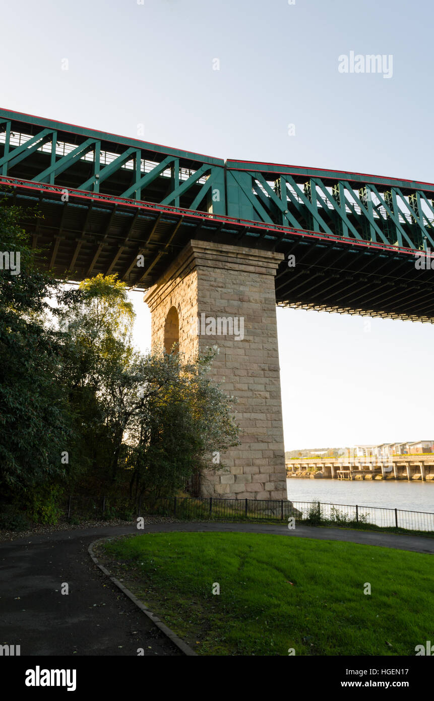 Queen alexandra bridge hi-res stock photography and images - Alamy
