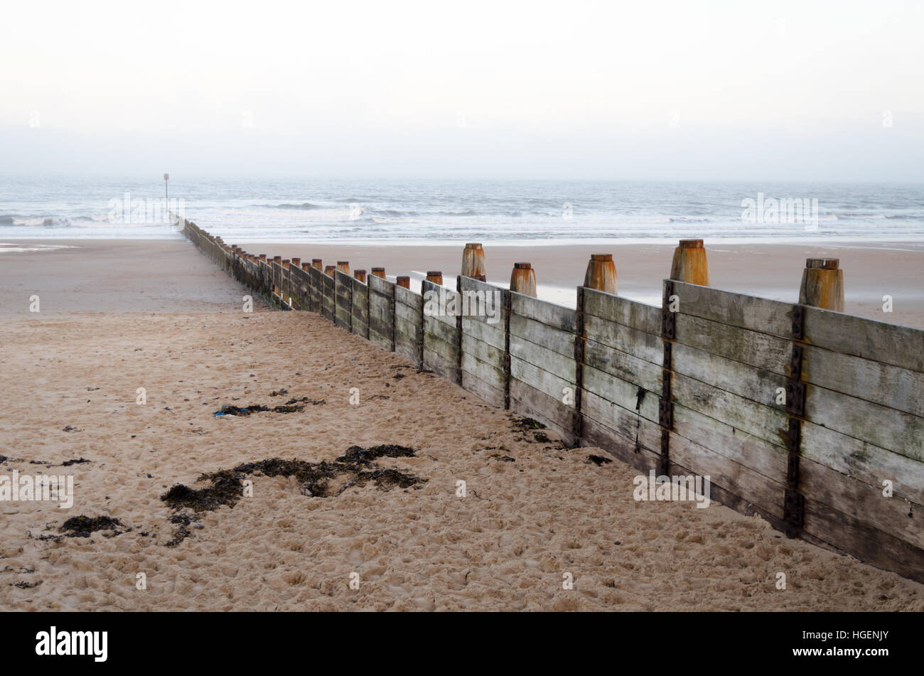 Timber Groyne Stock Photos & Timber Groyne Stock Images - Alamy
