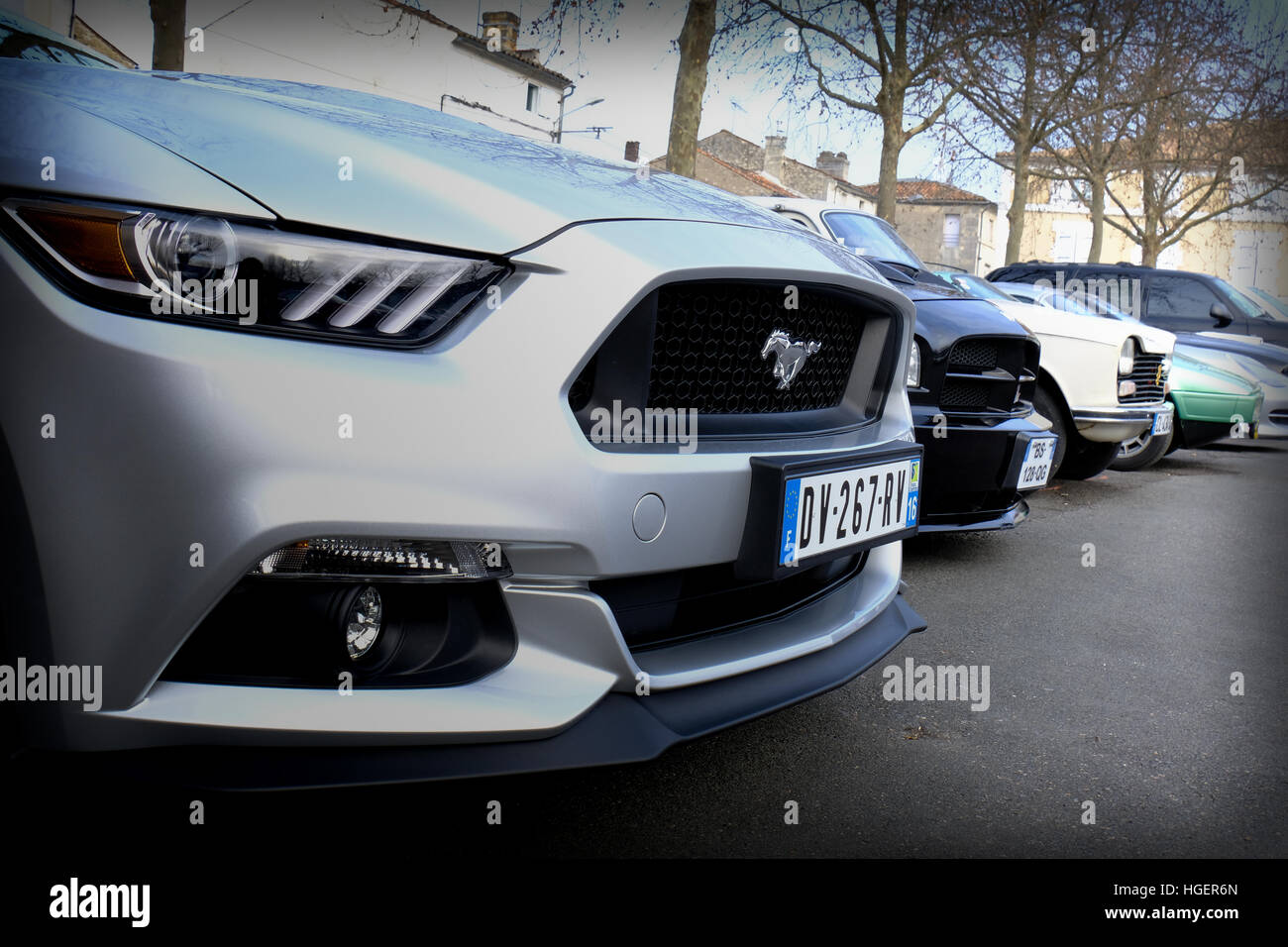 Ford cars parked in hi-res stock photography and images - Alamy
