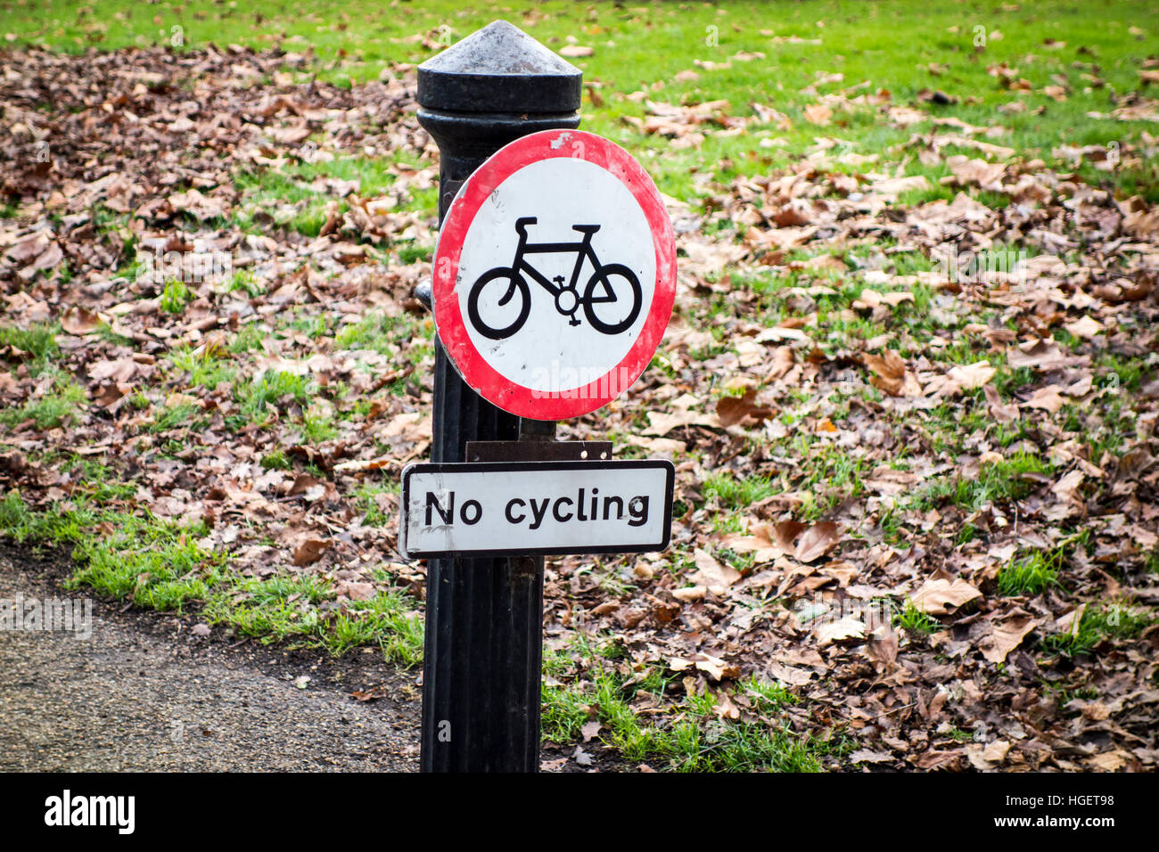 Park regulations sign hi-res stock photography and images - Alamy