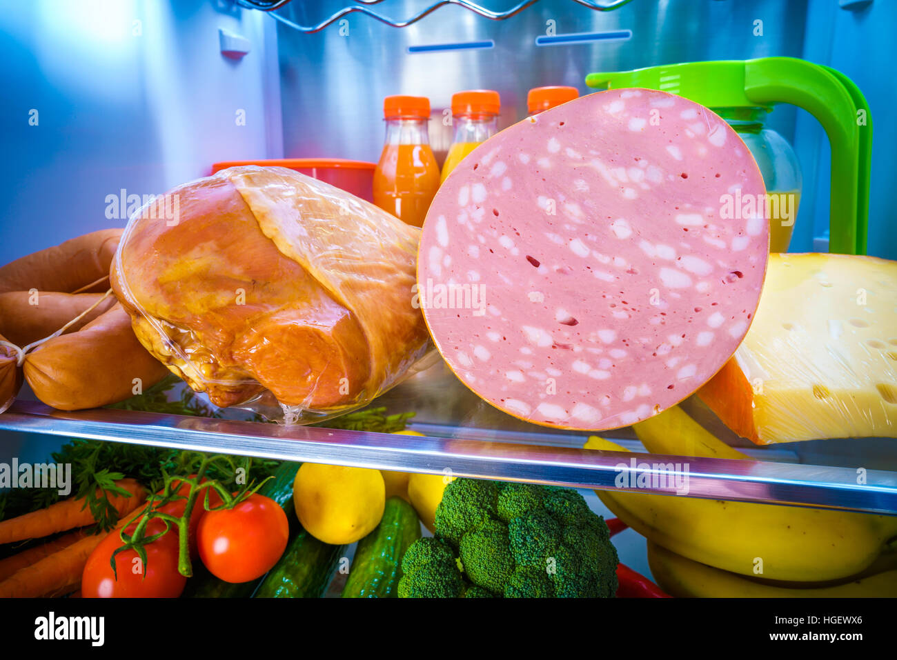 Kitchen open refrigerator hi-res stock photography and images - Alamy
