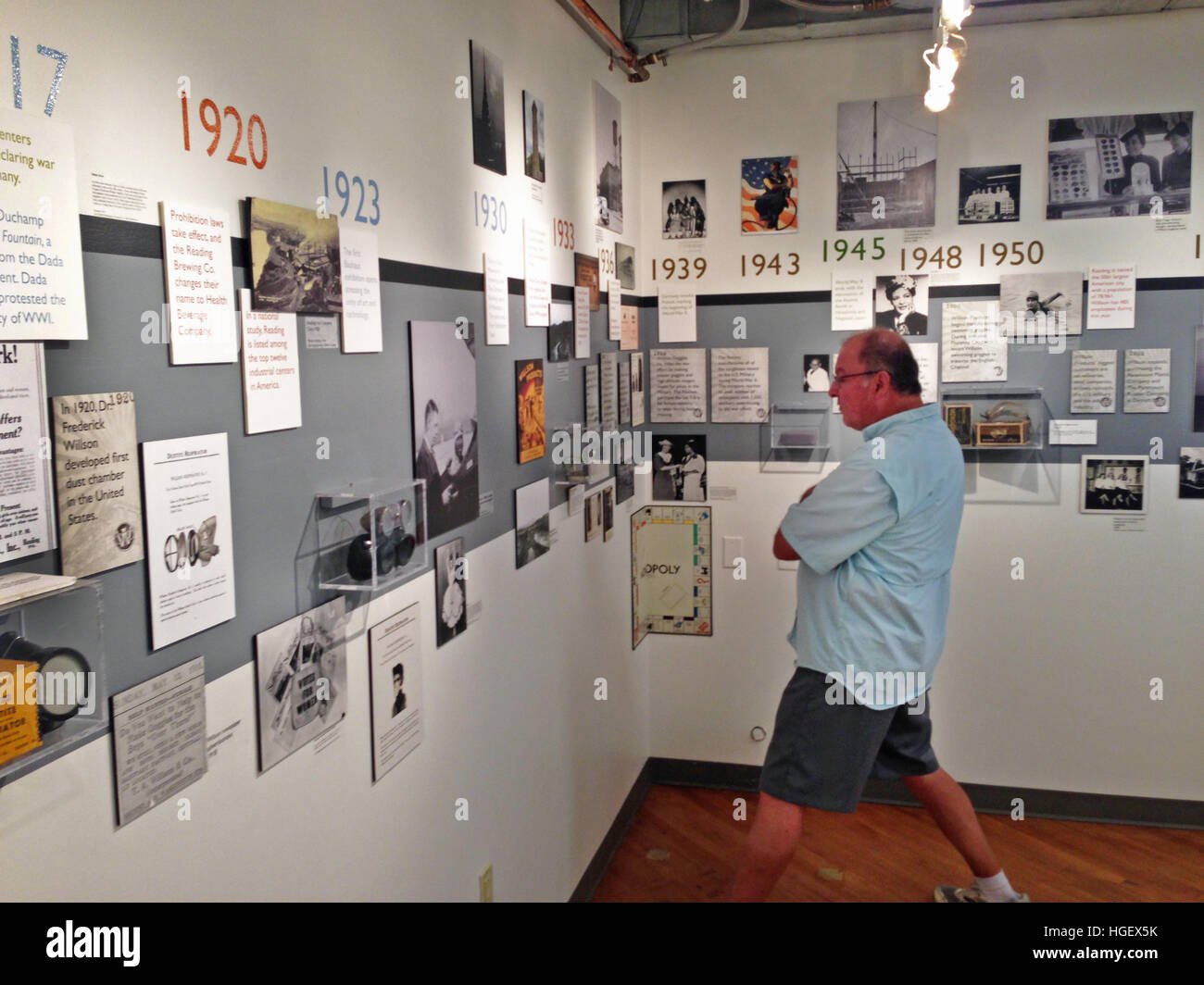 Arts works hi-res stock photography and images - Alamy