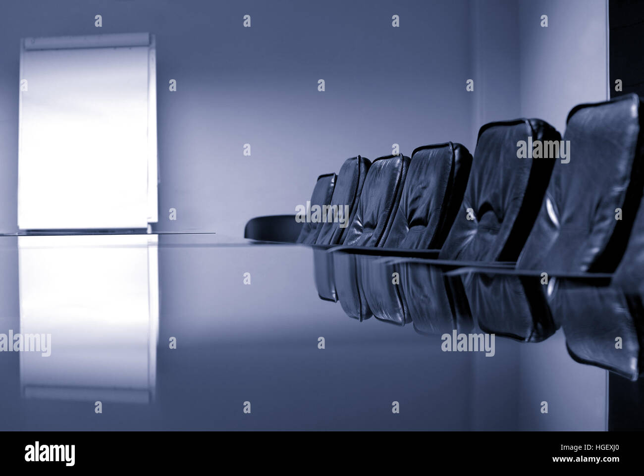 Empty conference room , business meeting concept, blue toned Stock ...