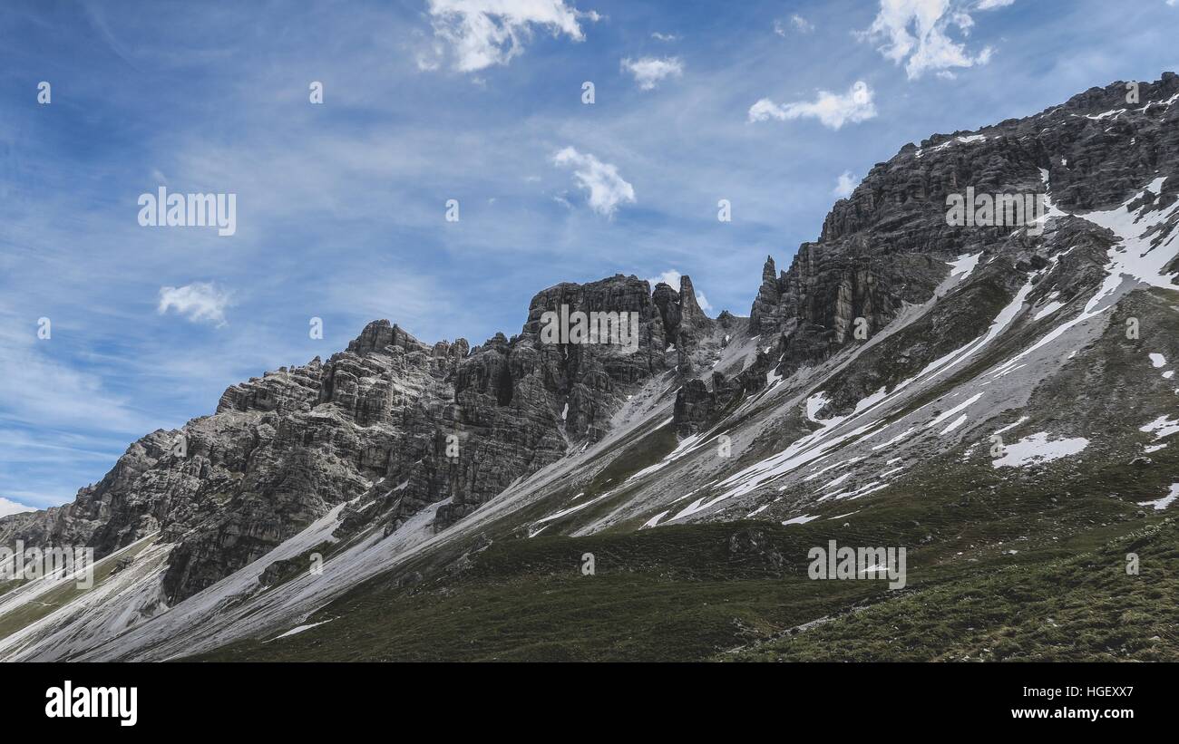 On the side of the mountain hi-res stock photography and images - Alamy