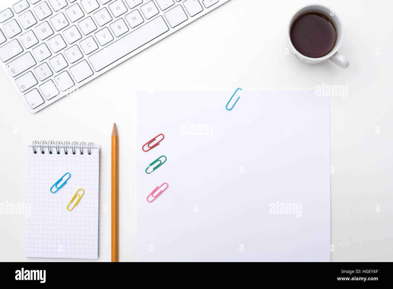 Desk block hi-res stock photography and images - Alamy