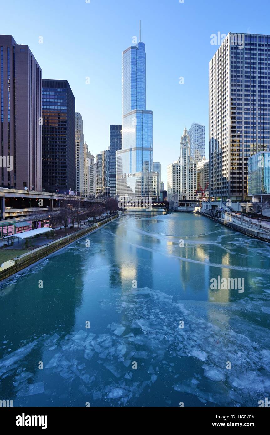 The Trump Tower Chicago with the frozen Chicago River in the foreground ...