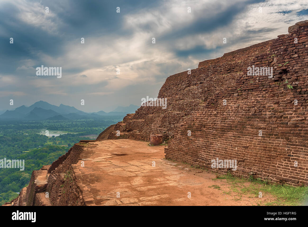 Sri Lanka: ancient Lion Rock fortress in Sigiriya Stock Photo - Alamy