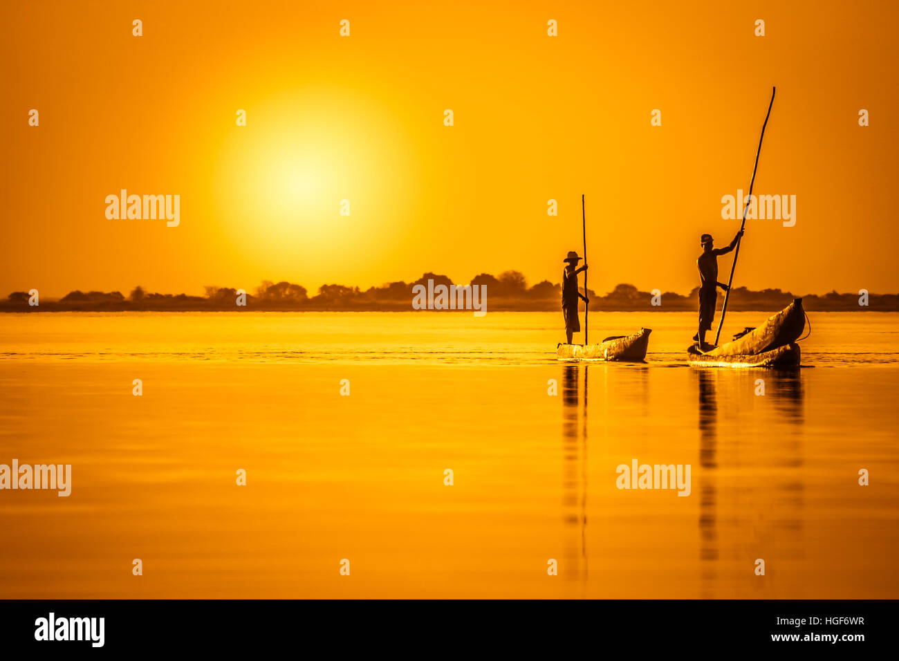 Pirogues hi-res stock photography and images - Alamy