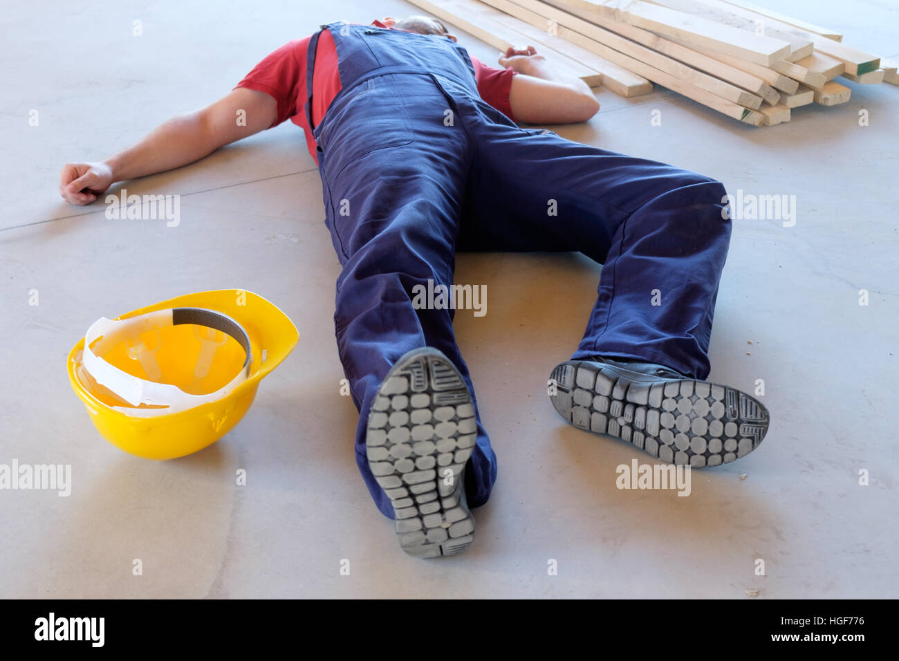Industrial injury hi-res stock photography and images - Alamy