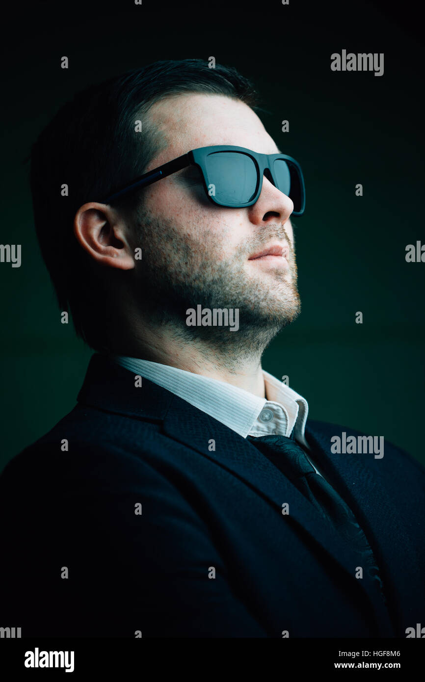 Man short dark hair beard hi-res stock photography and images - Alamy