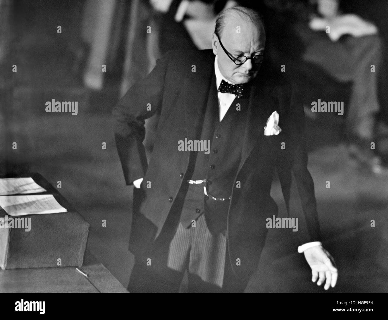 Churchill 1941 house of commons hi-res stock photography and images - Alamy