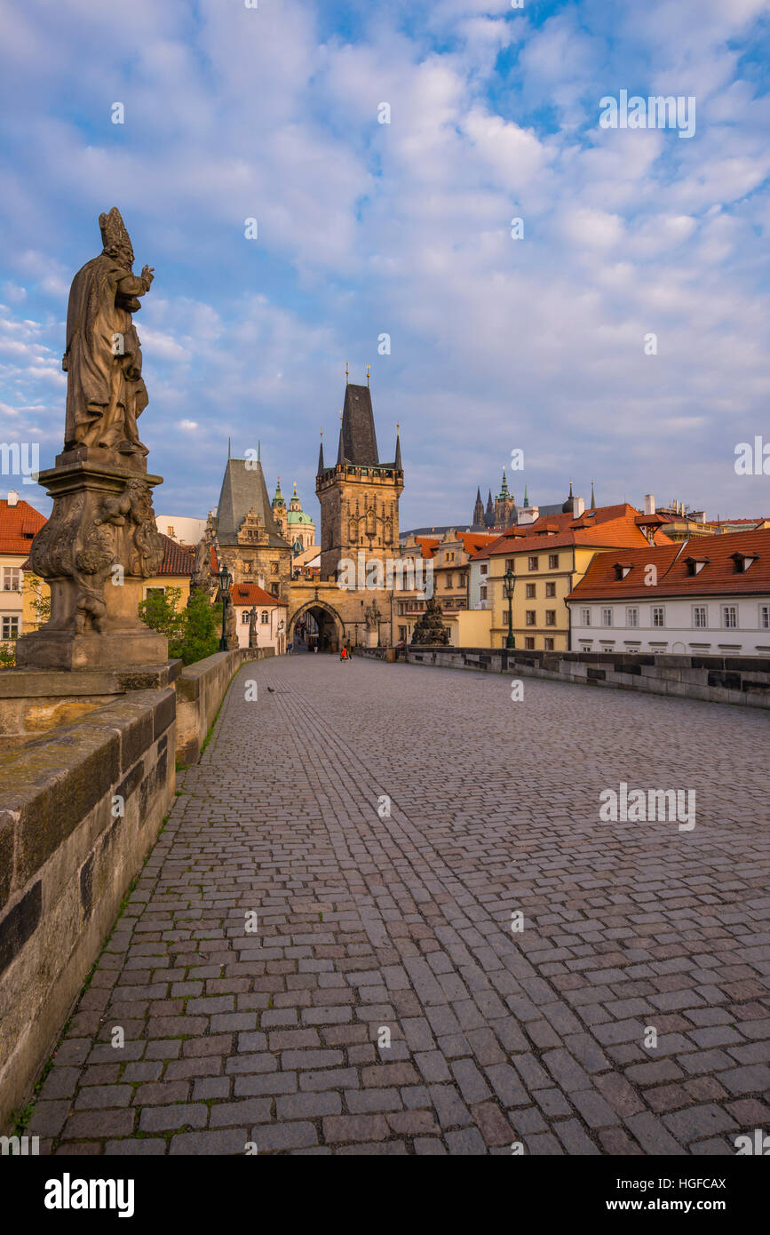 Charles bridge hi-res stock photography and images - Alamy