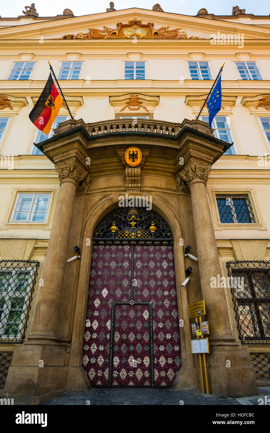 German embassy hi-res stock photography and images - Alamy