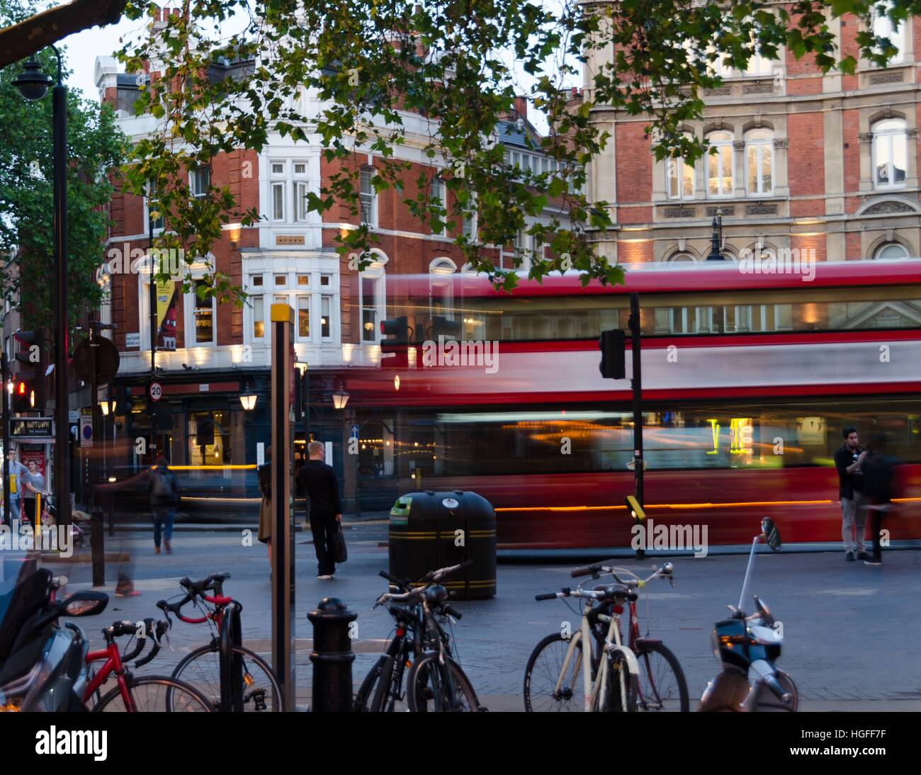 Central park time lapse hi-res stock photography and images - Alamy