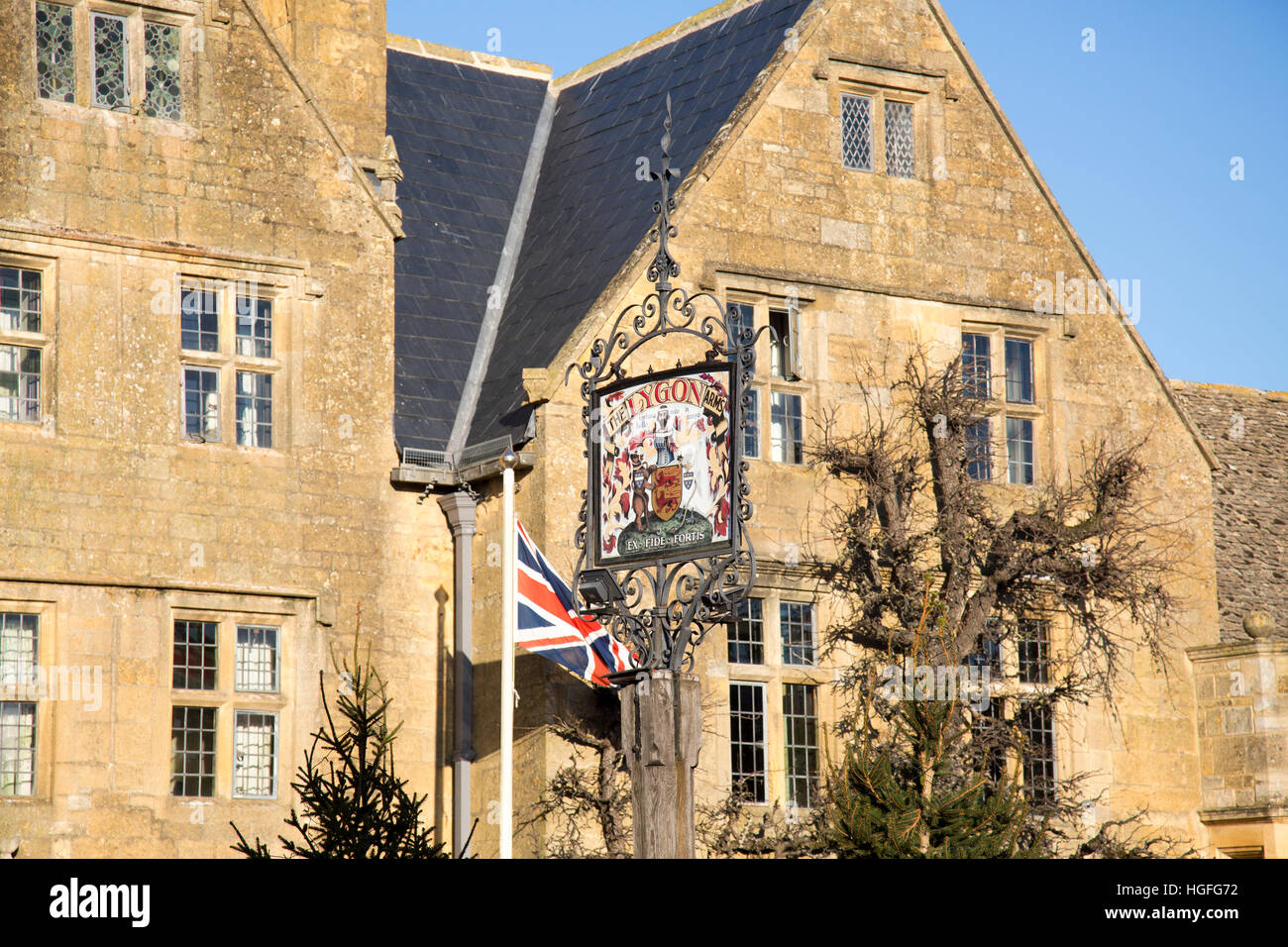 Lygon arms hotel and pub in the cotswolds village of Broadway in ...