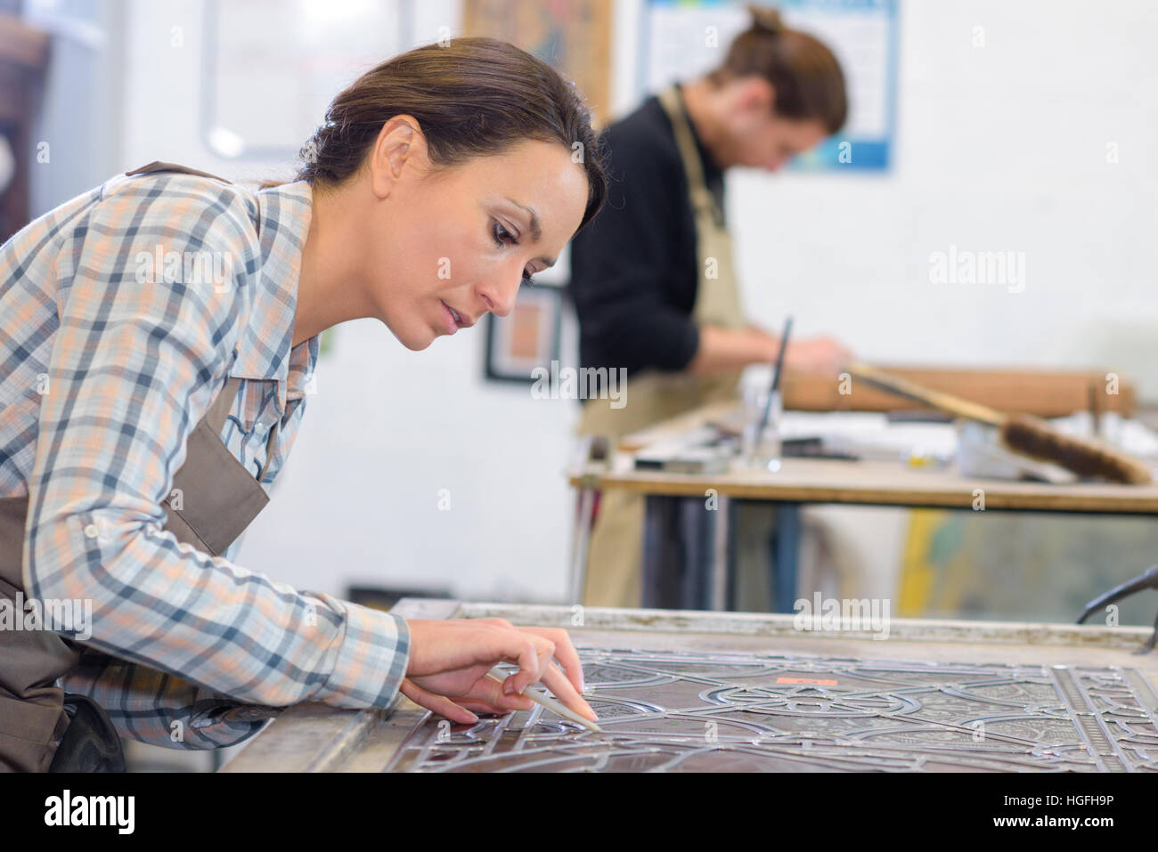 putting the glass together Stock Photo - Alamy