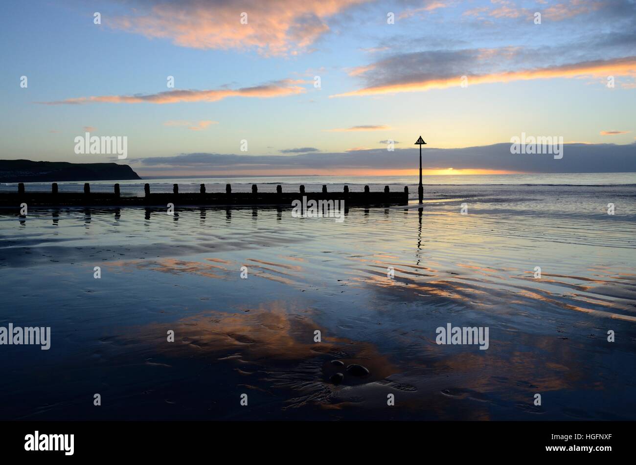 Winter sunset at the beach hi-res stock photography and images - Alamy