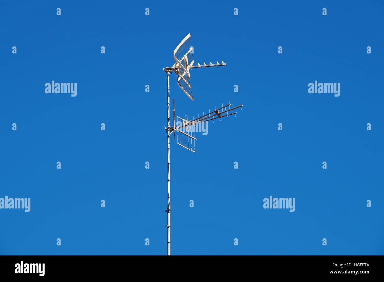 Aerial antenna hi-res stock photography and images - Alamy