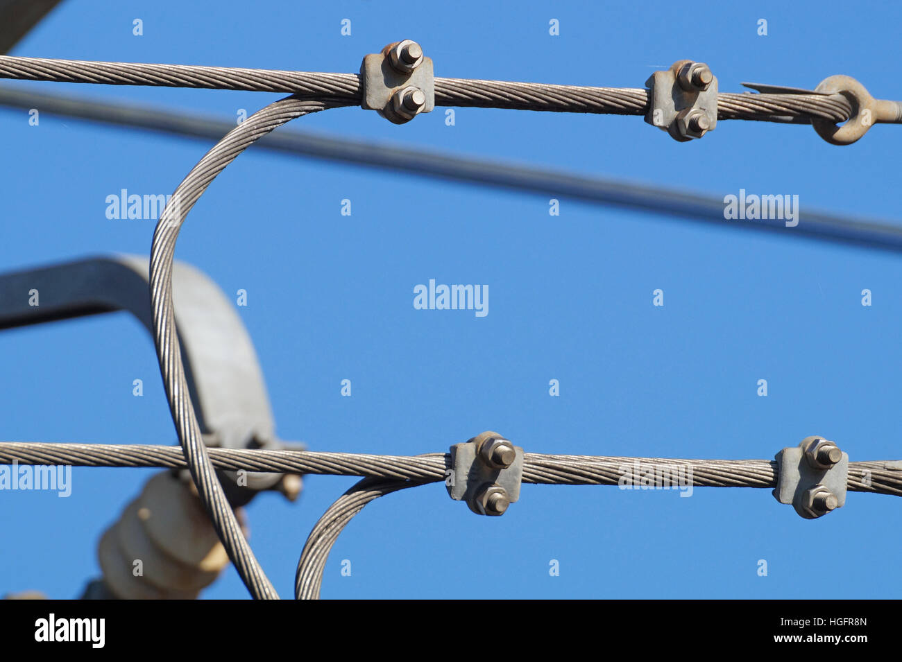 electric train terminal contact connector . terminals for steel rods ...